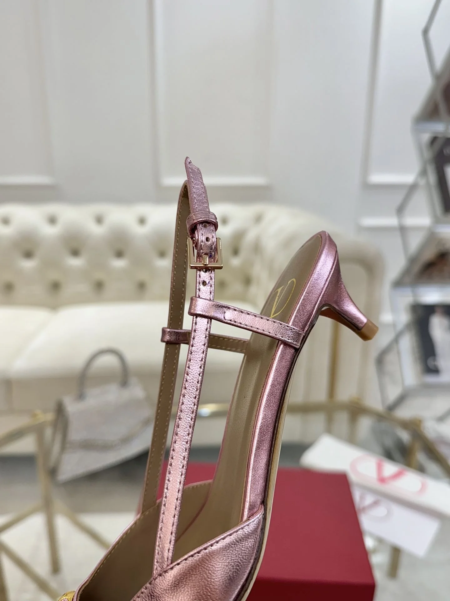 Factory-made Valentino Sandals
