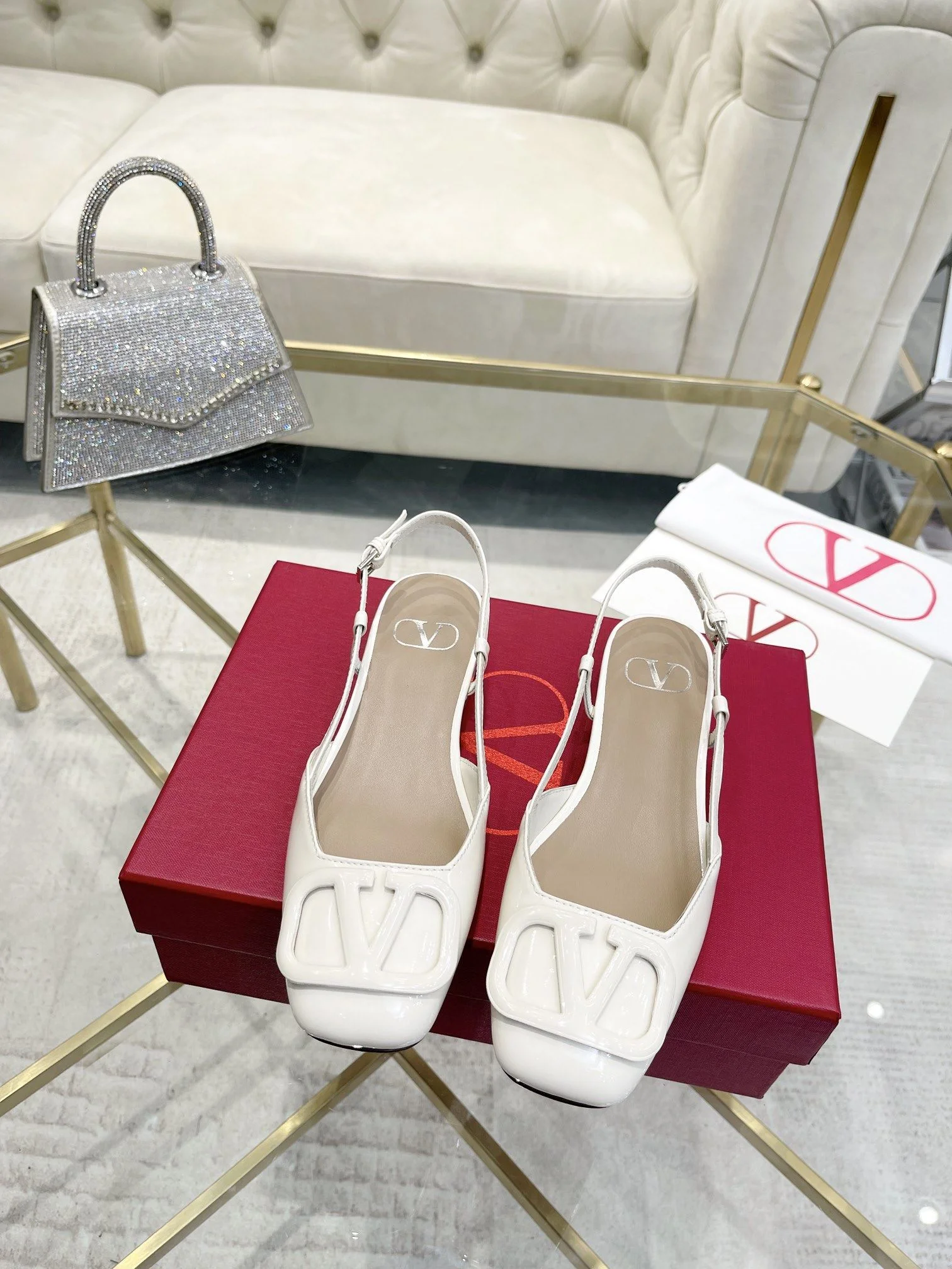 High accuracy Valentino Sandals