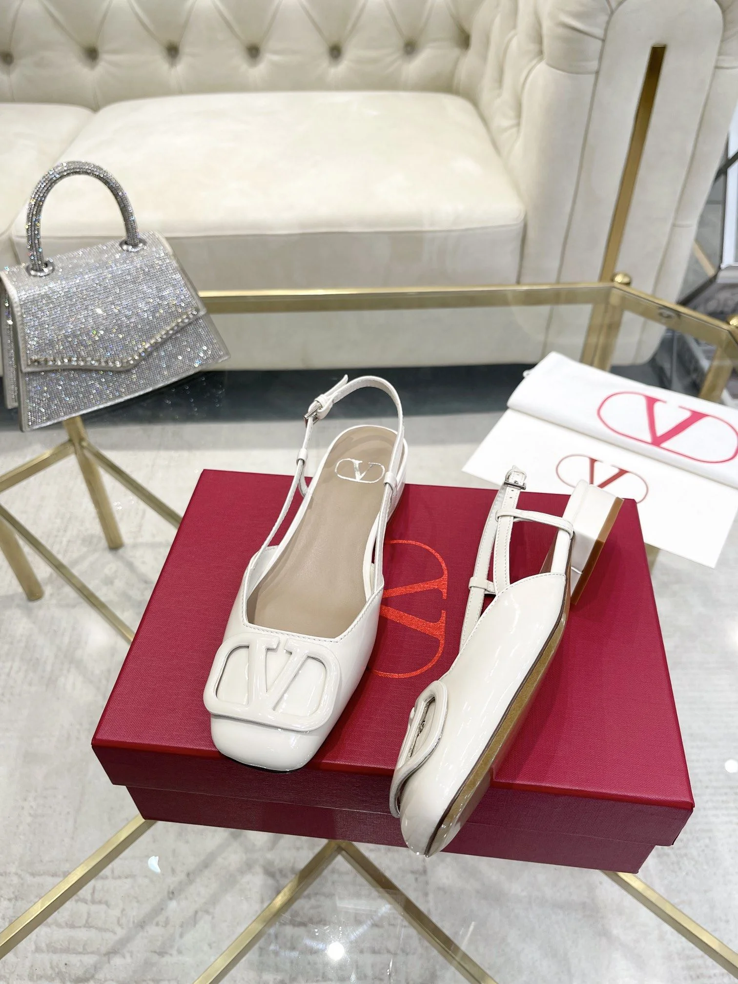 High accuracy Valentino Sandals