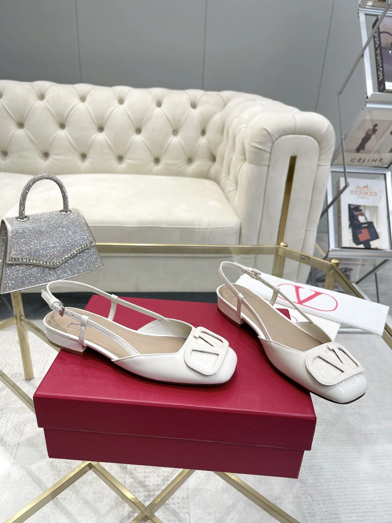 High accuracy Valentino Sandals