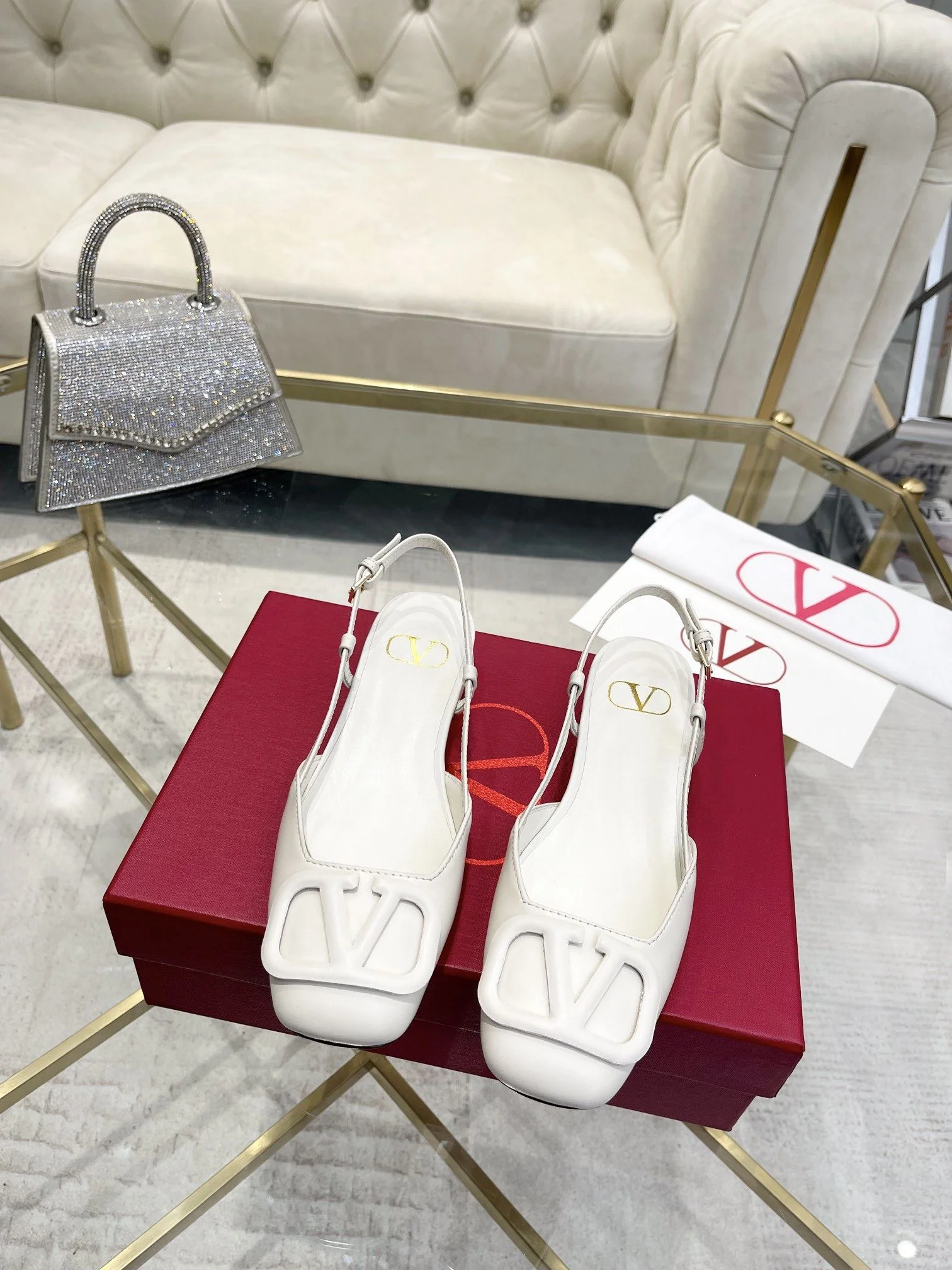 Top match Valentino Sandals