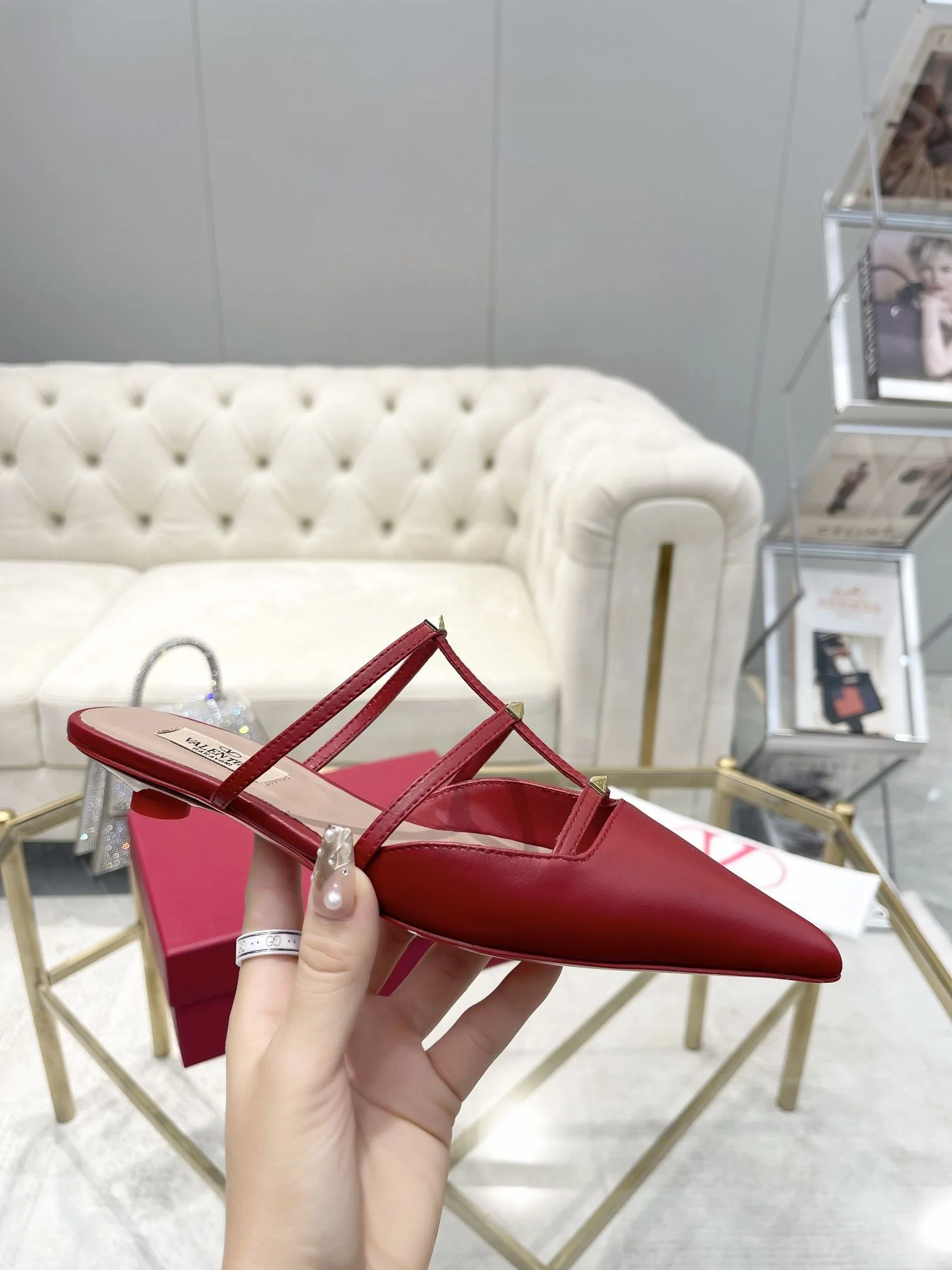 Brand-original Valentino Sandals