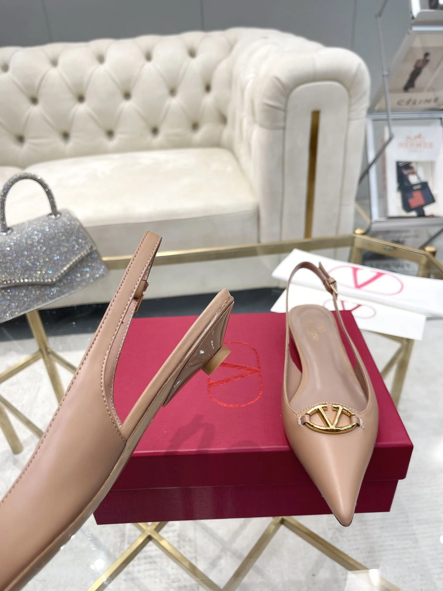 1:1 copy Valentino Sandals