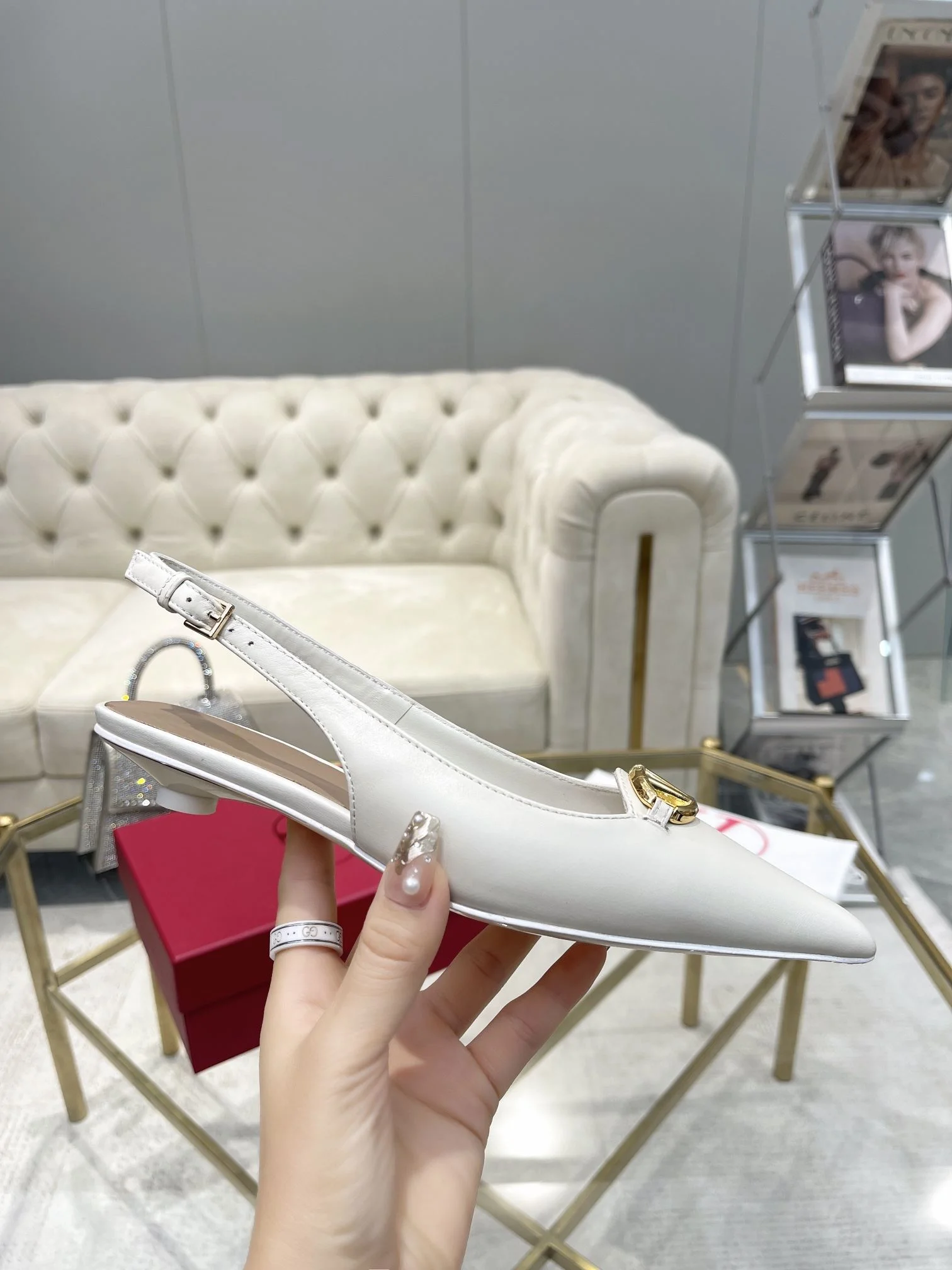 Brand-original Valentino Sandals