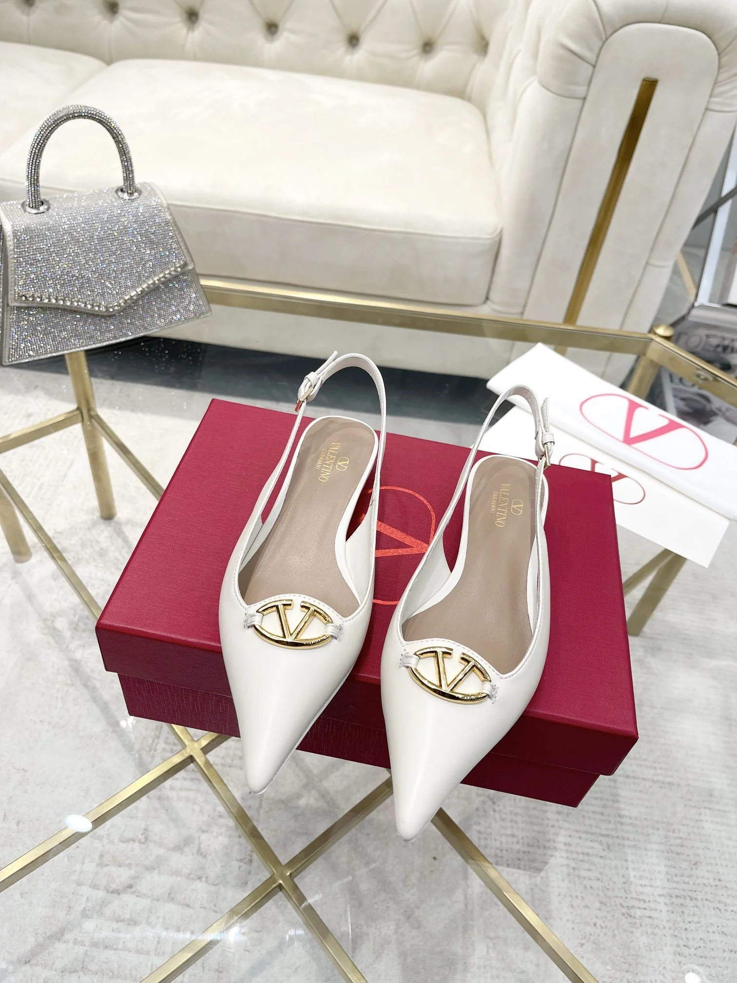 Brand-original Valentino Sandals