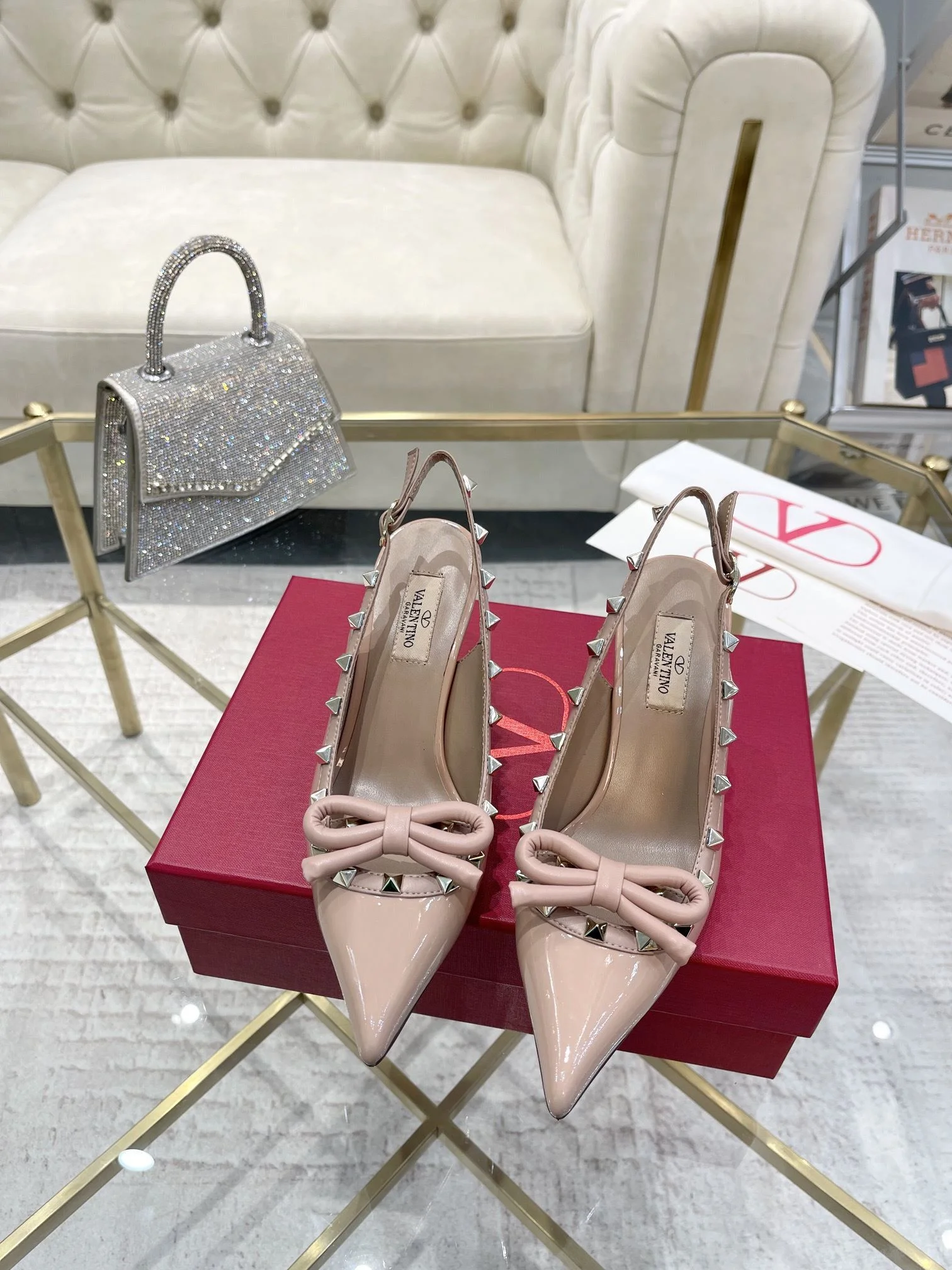 High accuracy Valentino Sandals