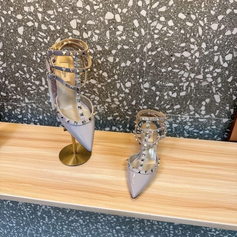 Legit Valentino Sandals