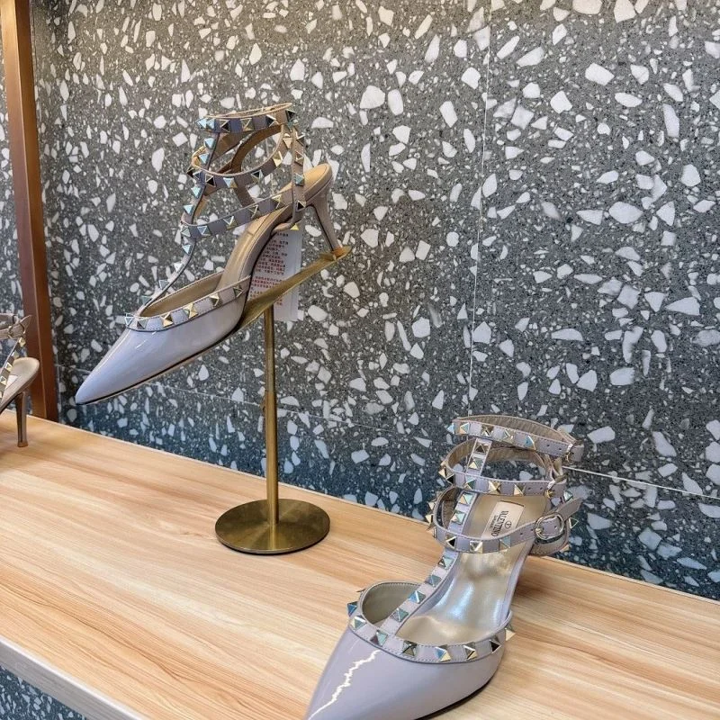 Legit Valentino Sandals