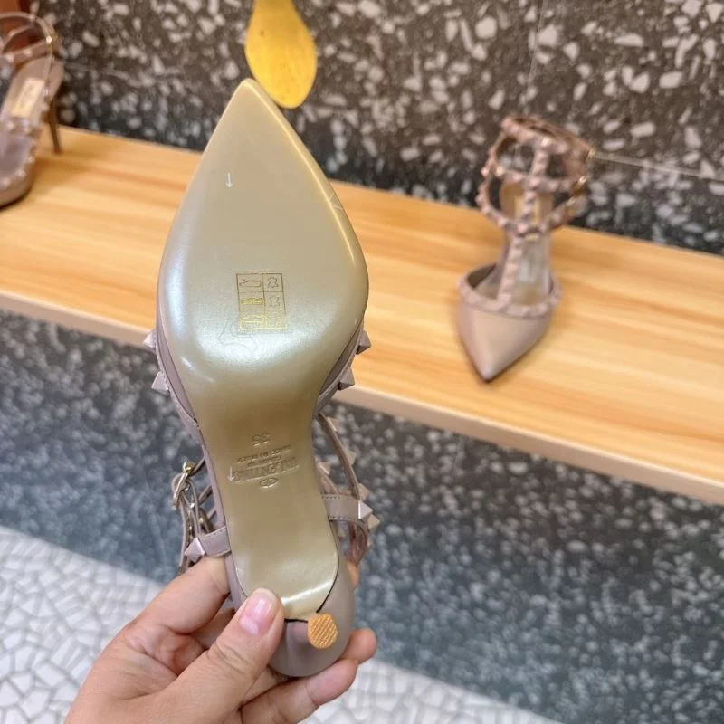 Exact replica Valentino Sandals