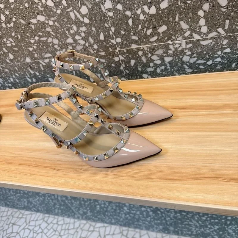 Top match Valentino Sandals