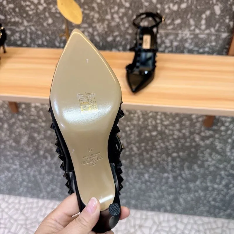 Exact replica Valentino Sandals