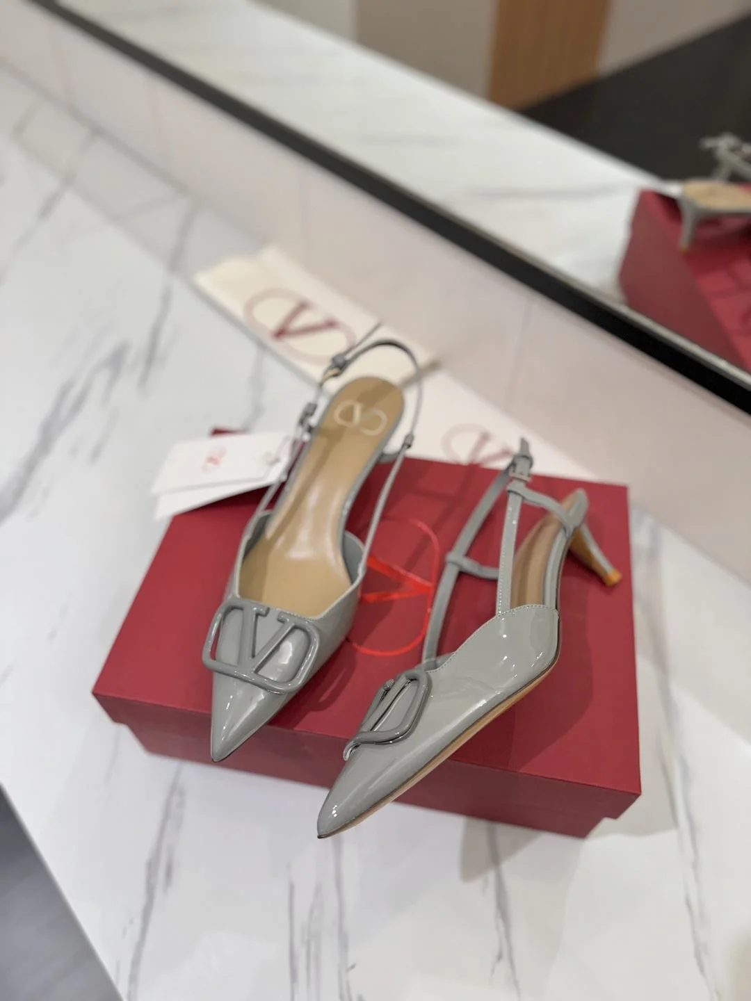 Factory-made Valentino Sandals