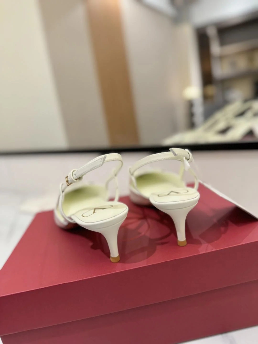 Bargain Valentino Sandals