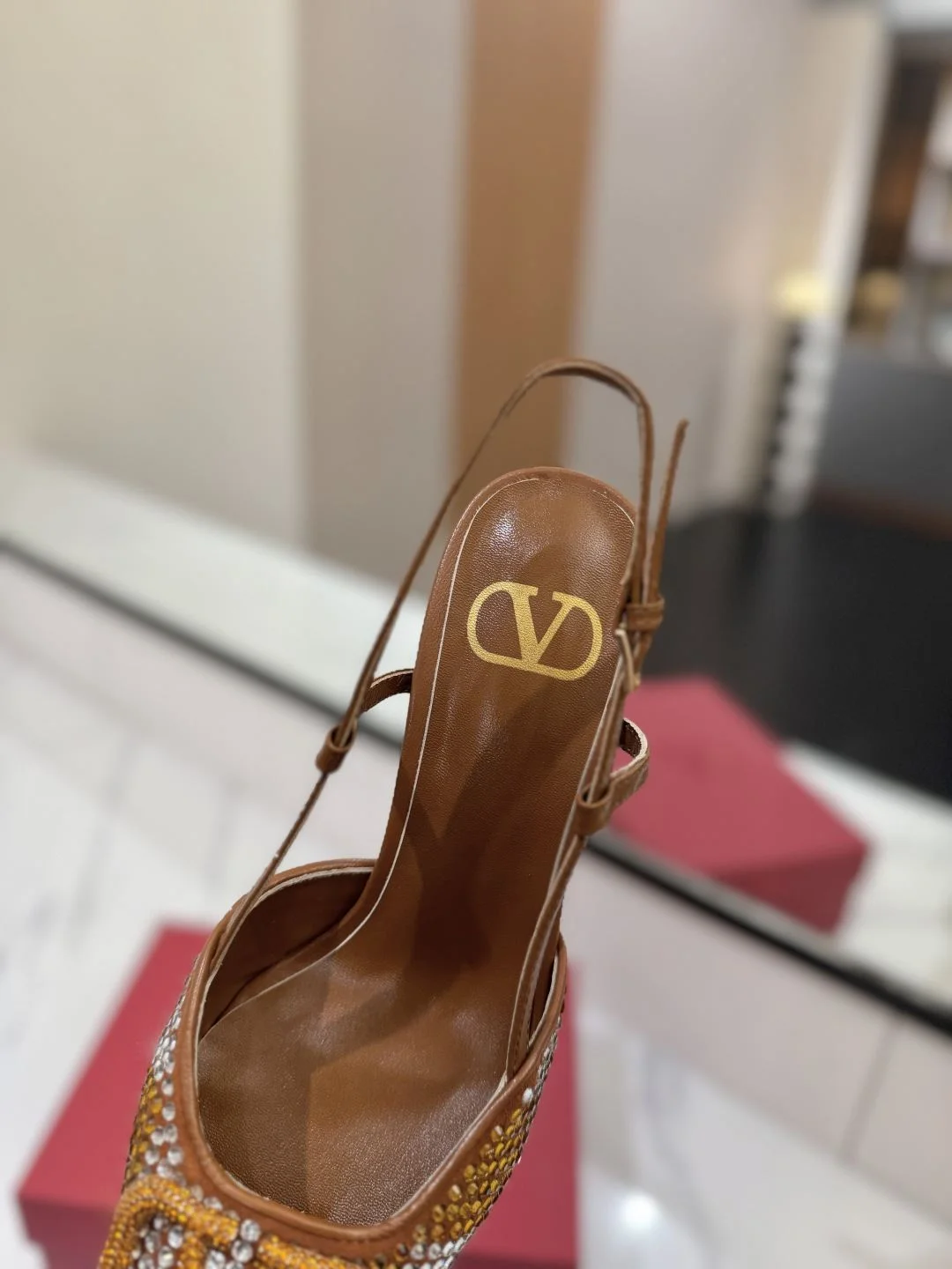 Inexpensive Valentino Sandals
