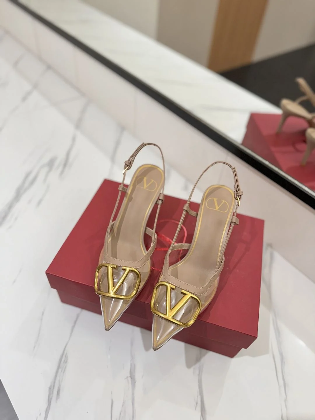 Mirror quality Valentino Sandals