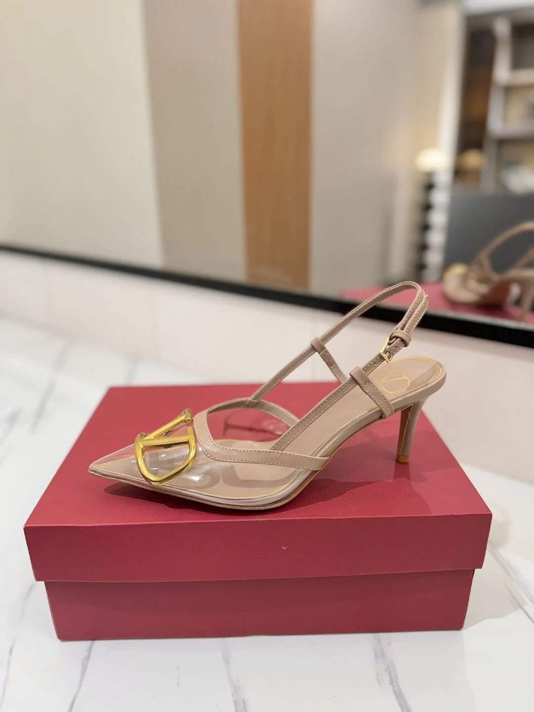 Mirror quality Valentino Sandals
