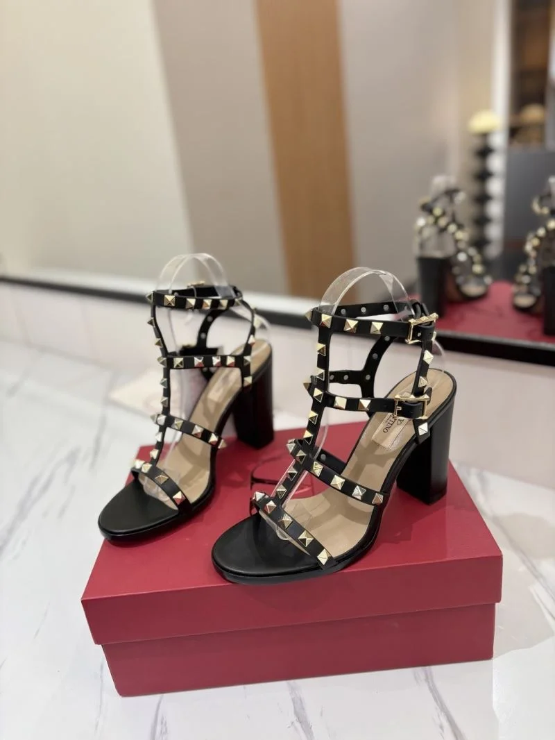 Cut-rate Valentino Sandals