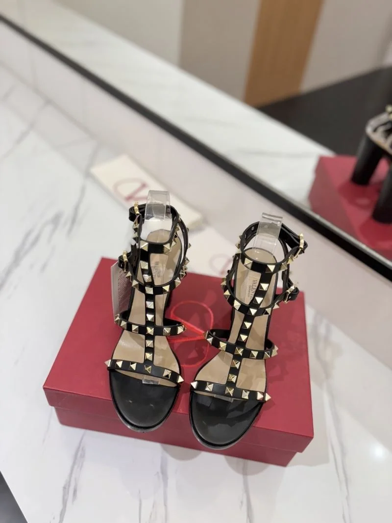 Cut-rate Valentino Sandals