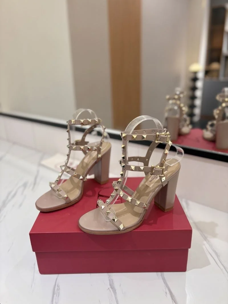 Bargain Valentino Sandals