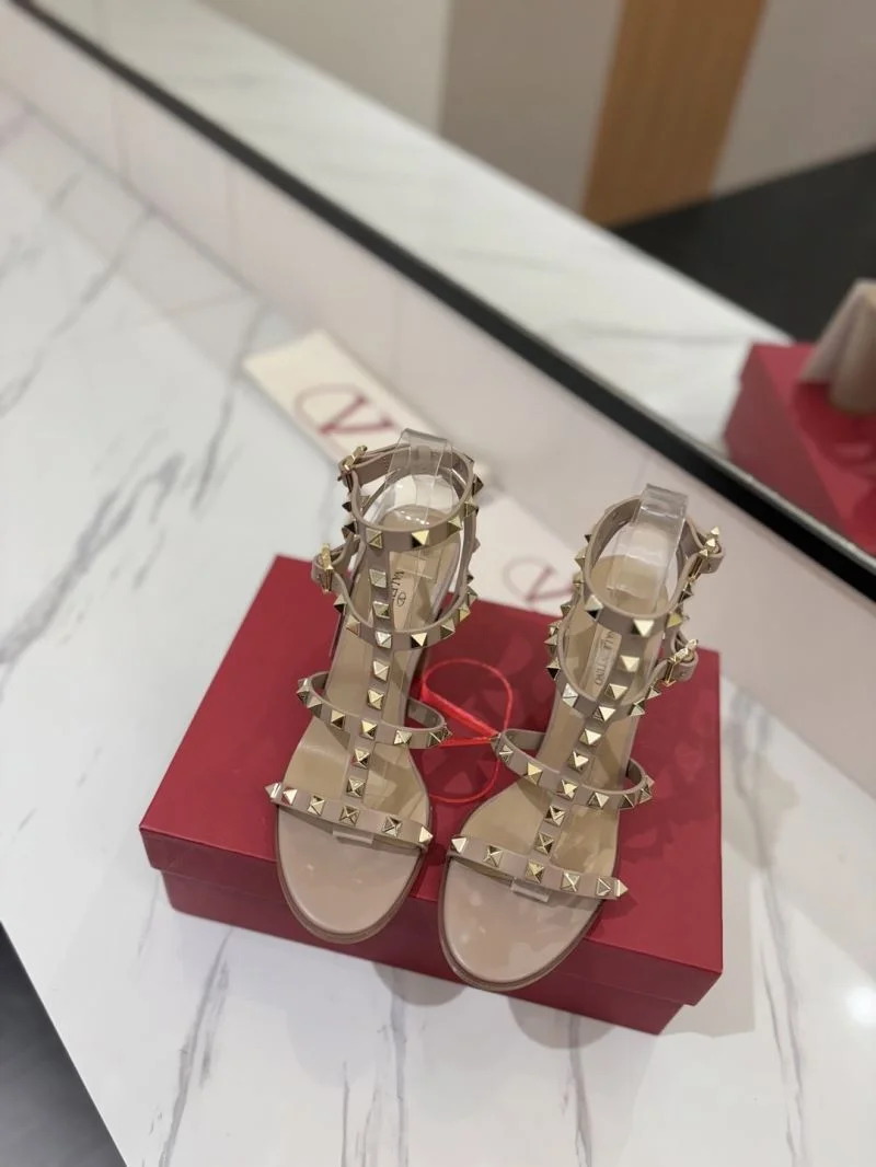 Bargain Valentino Sandals