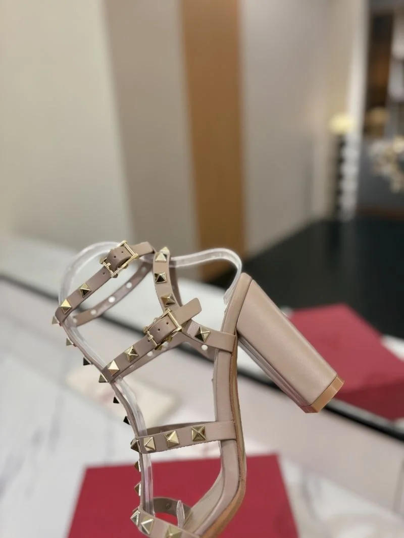 Bargain Valentino Sandals