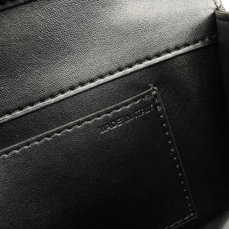 Bargain Valentino Satchel Bags