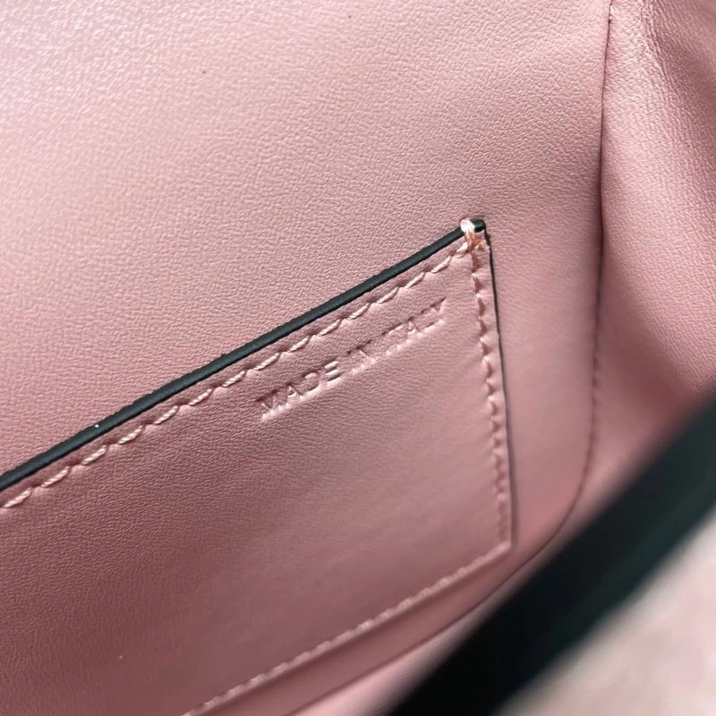 Accurate model Valentino Satchel Bags