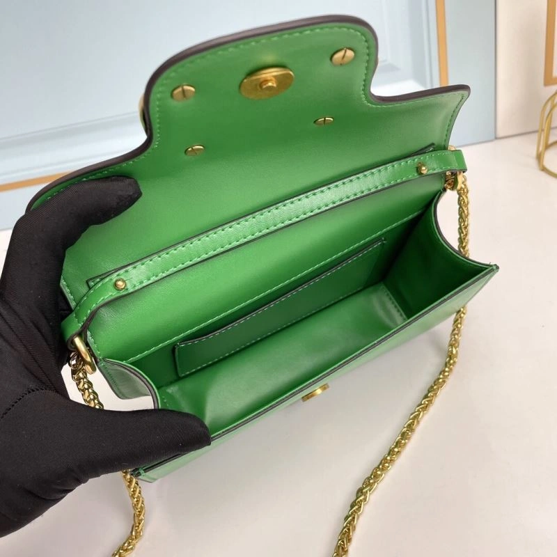 Accurate model Valentino Satchel Bags