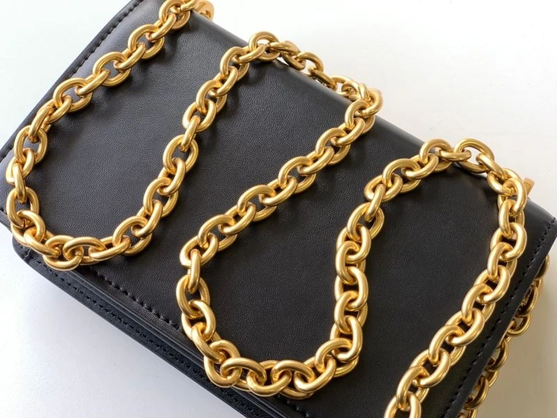 Bargain Valentino Satchel Bags