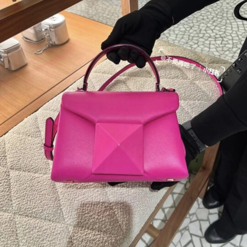 High accuracy Valentino Satchel Bags