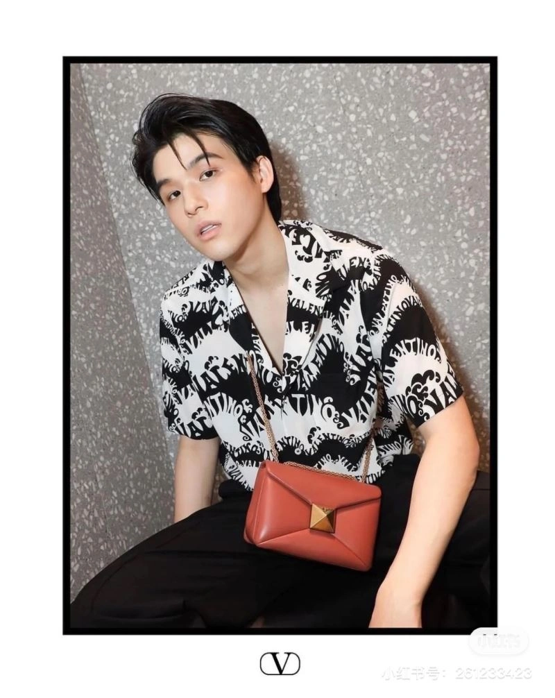 Top match Valentino Satchel Bags