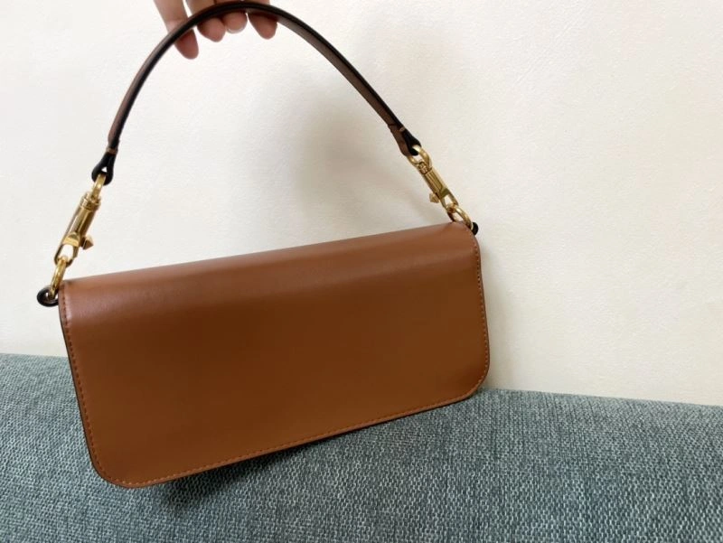 Top match Valentino Satchel Bags
