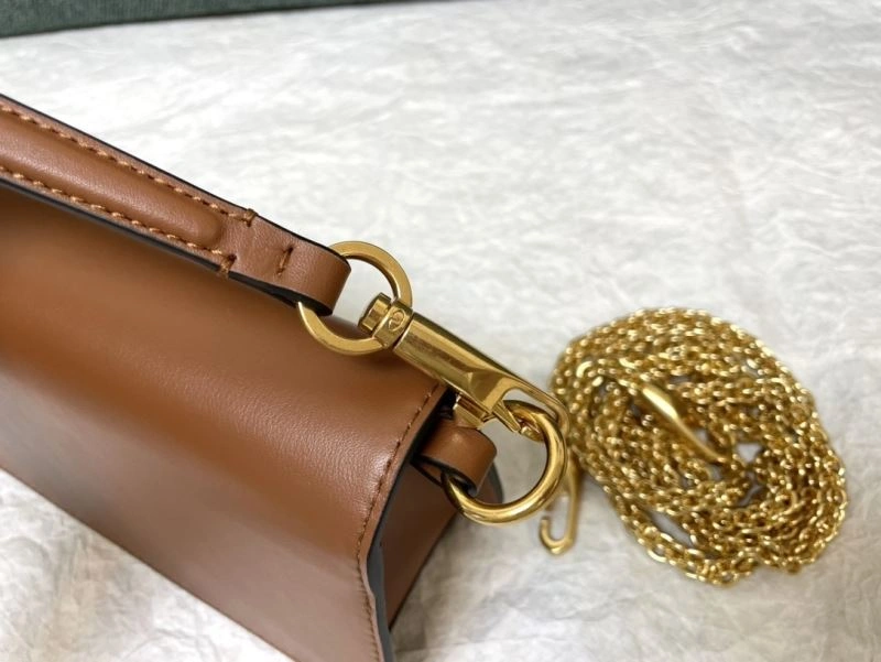 Top match Valentino Satchel Bags