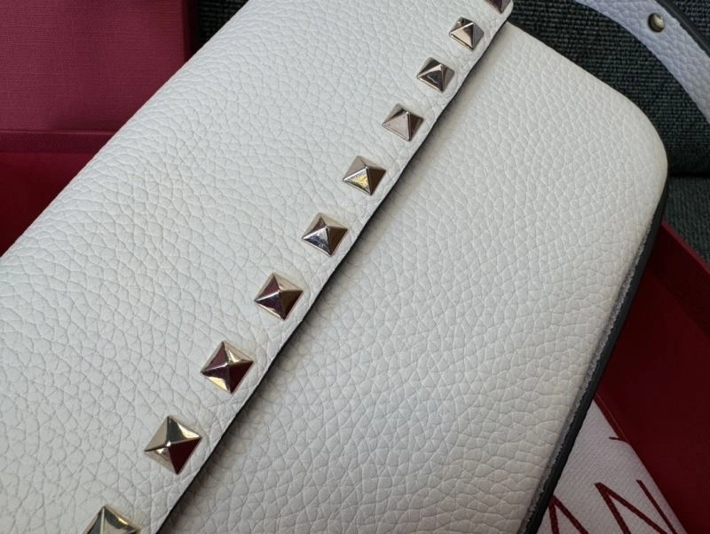 Reasonably priced Valentino Satchel Bags