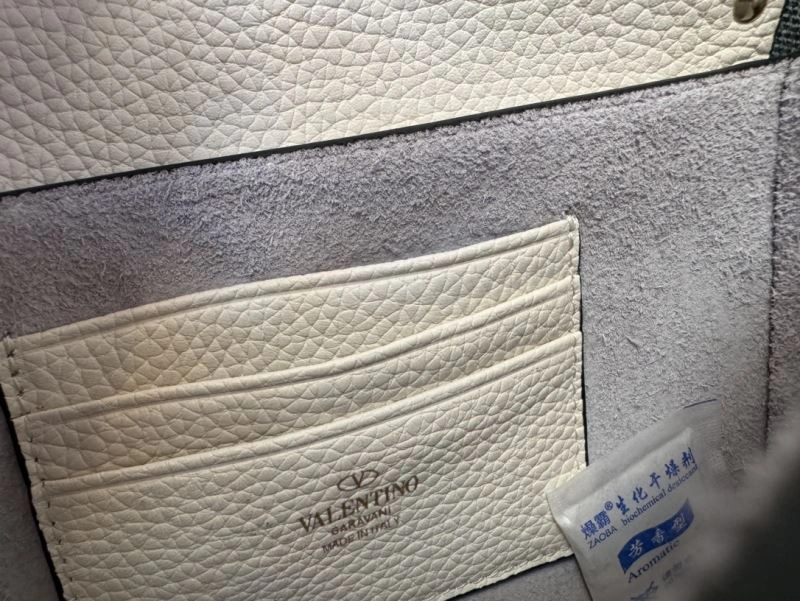 Reasonably priced Valentino Satchel Bags