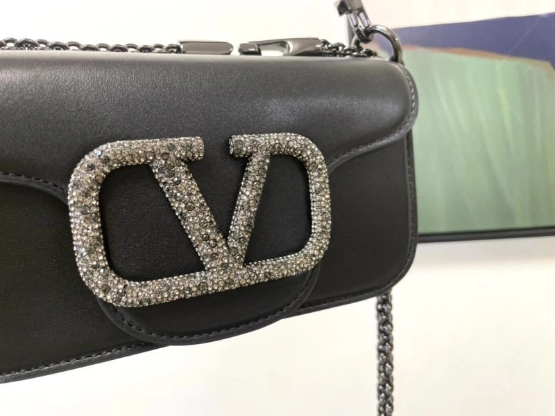 Accurate model Valentino Satchel Bags