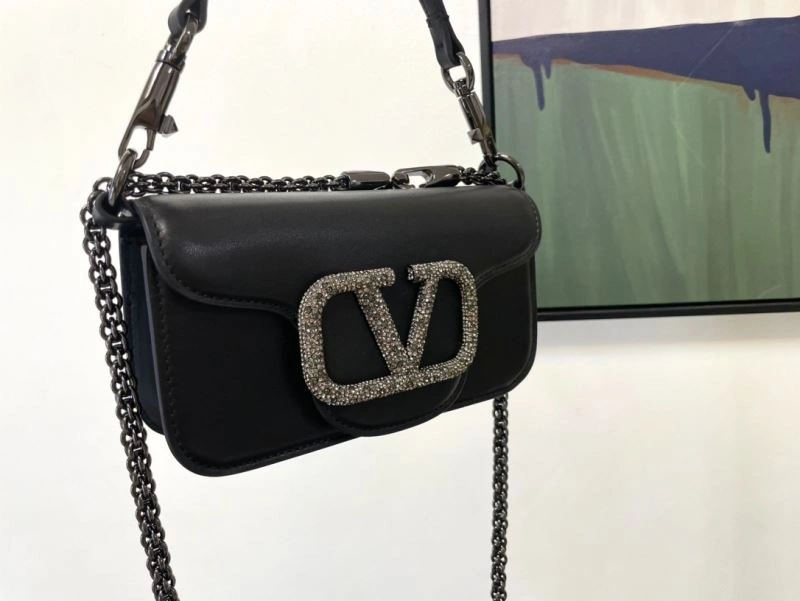 Accurate model Valentino Satchel Bags