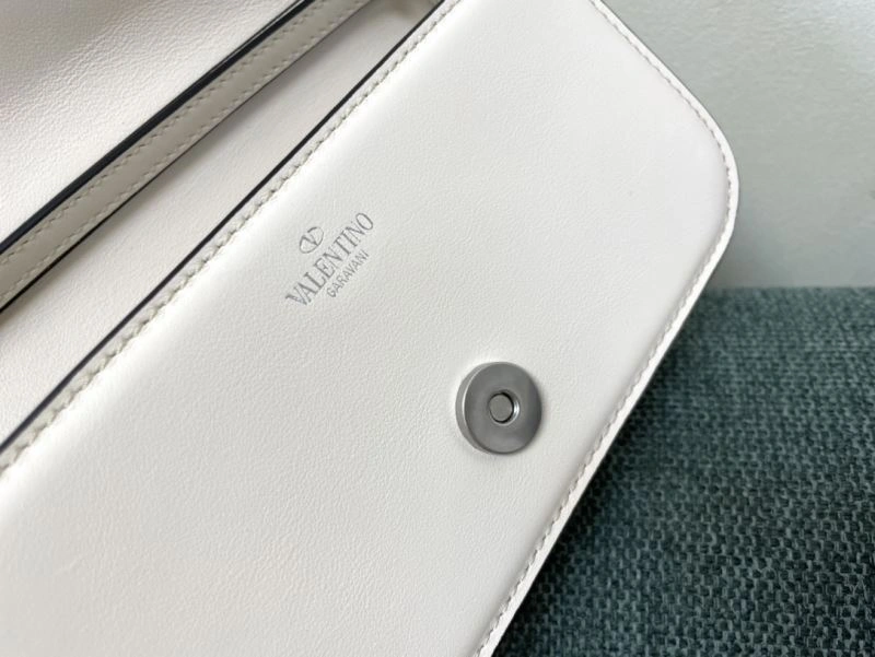 Accurate model Valentino Satchel Bags