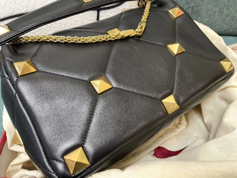 Bargain Valentino Satchel Bags