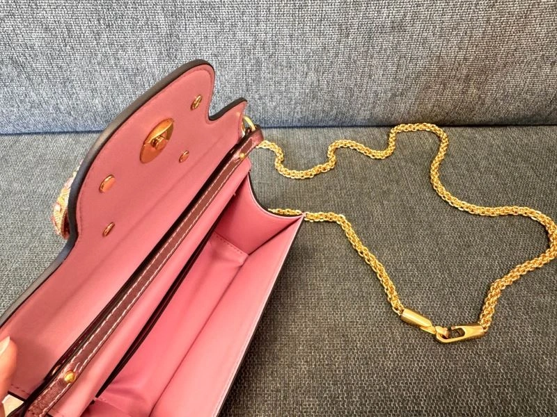 Accurate model Valentino Satchel Bags