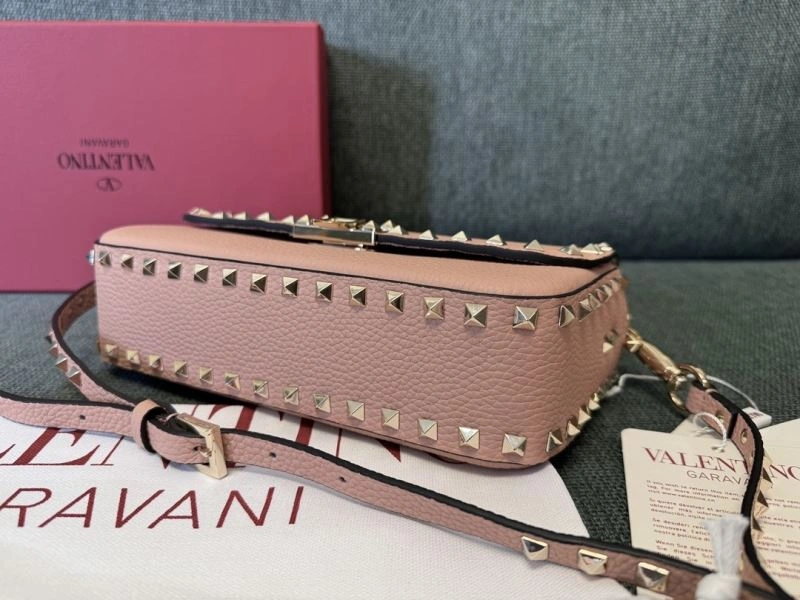 Accurate model Valentino Satchel Bags