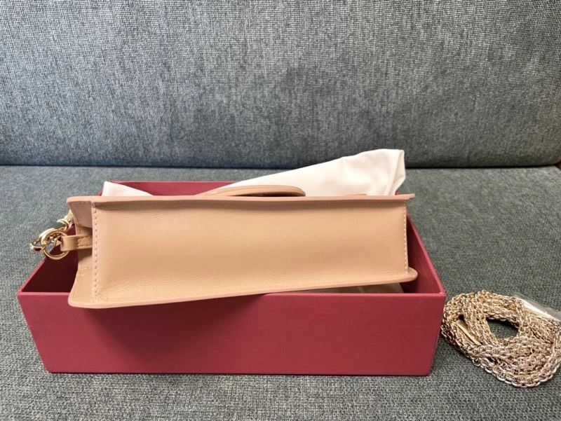 Accurate model Valentino Satchel Bags