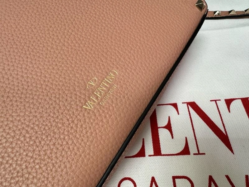 Reasonably priced Valentino Satchel Bags