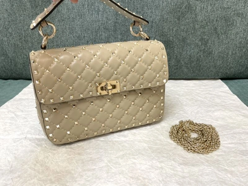 Accurate model Valentino Satchel Bags