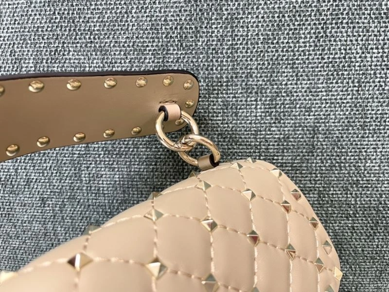 Accurate model Valentino Satchel Bags