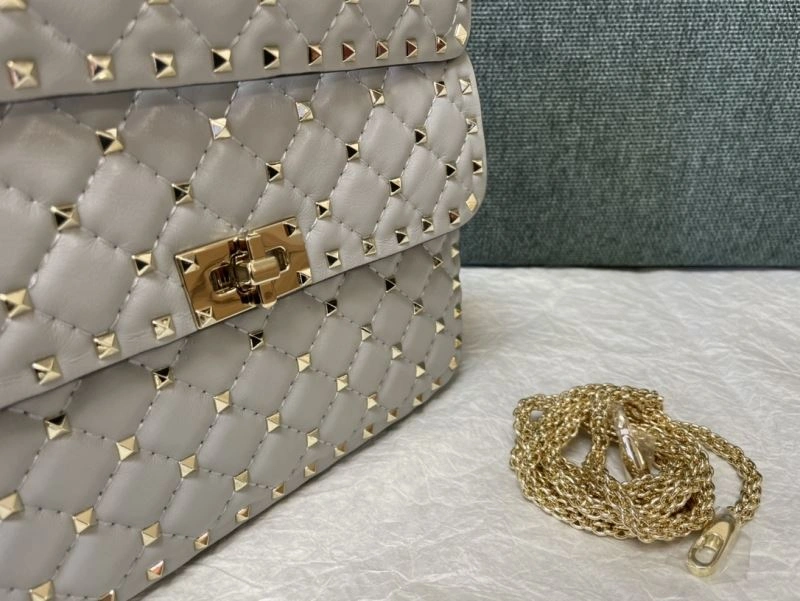 Accurate model Valentino Satchel Bags