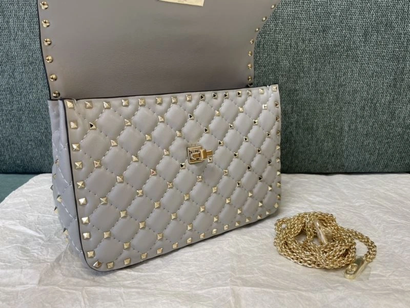 Accurate model Valentino Satchel Bags