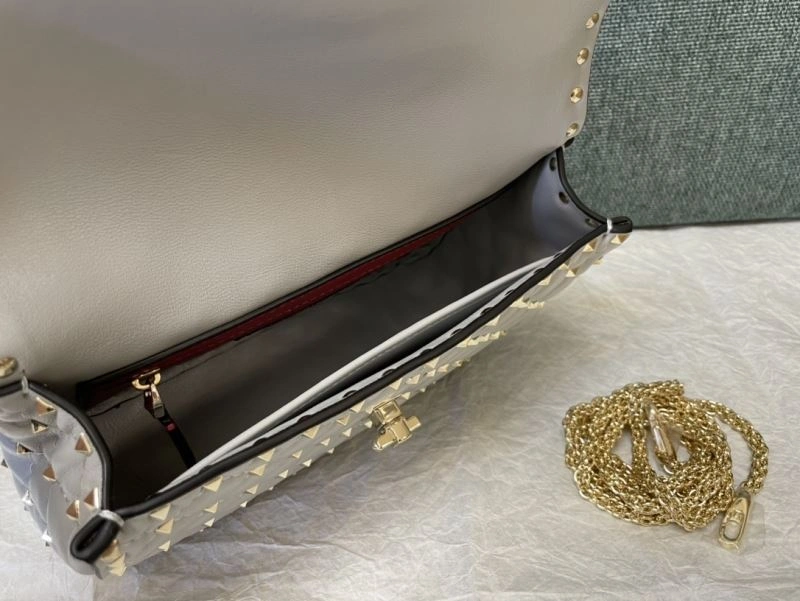 Accurate model Valentino Satchel Bags