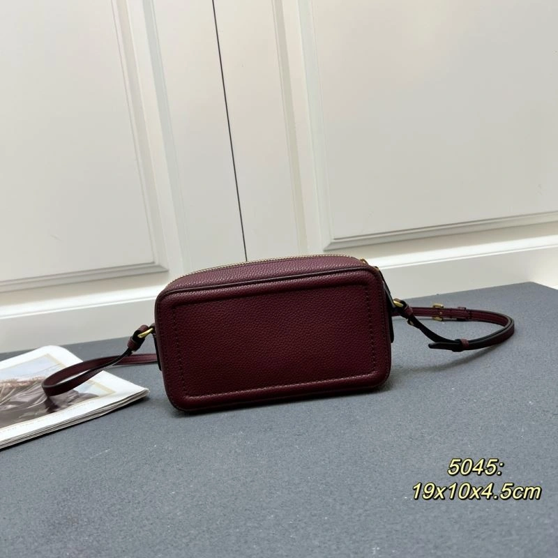 Accurate model Valentino Satchel Bags