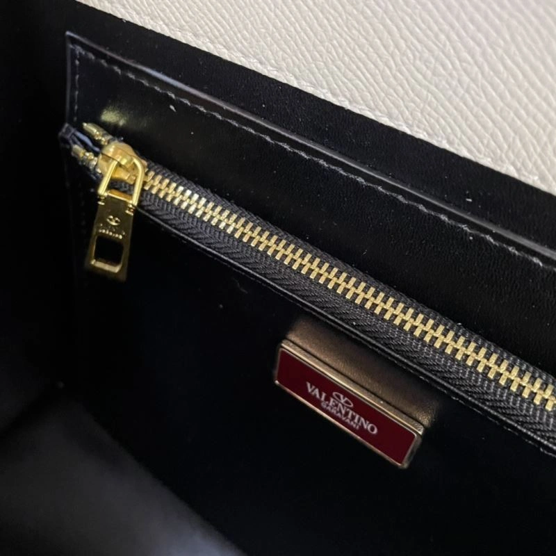 High accuracy Valentino Satchel Bags
